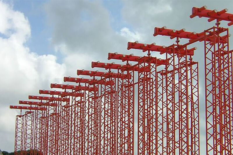 Localizer-Antennenträger am Flughafen Menorca – Exel Composites - German